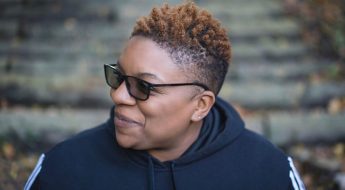 How To Use A Hair Sponge To Curl, Twist, Or Coil Your Natural Short ...